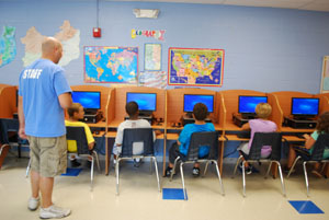 Why Teaching Children Computer Skills Will Give them Future Success